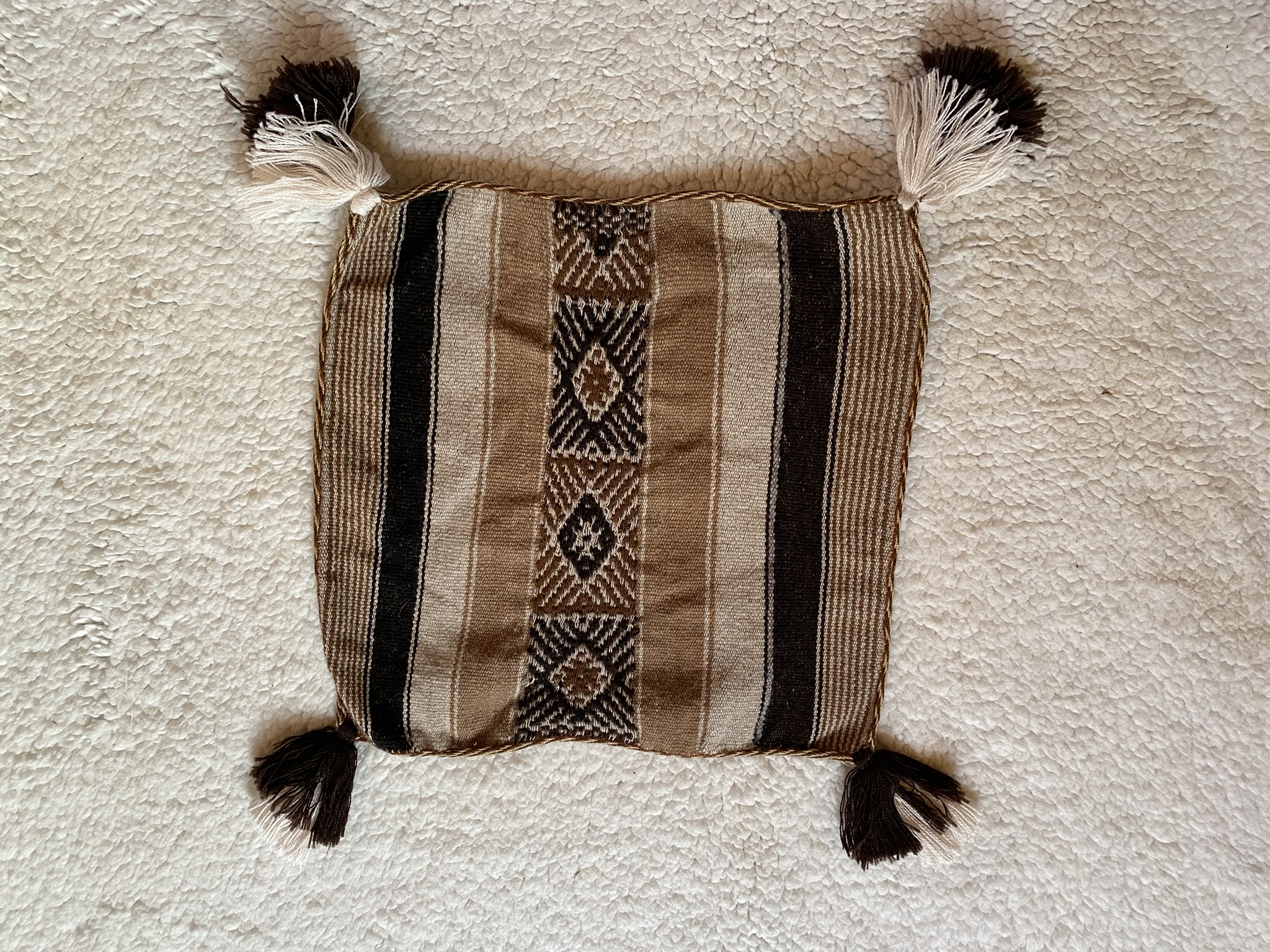 AKUCHI SACERDOTAL Q’ERO - CHAMANISME DE LA TERRE